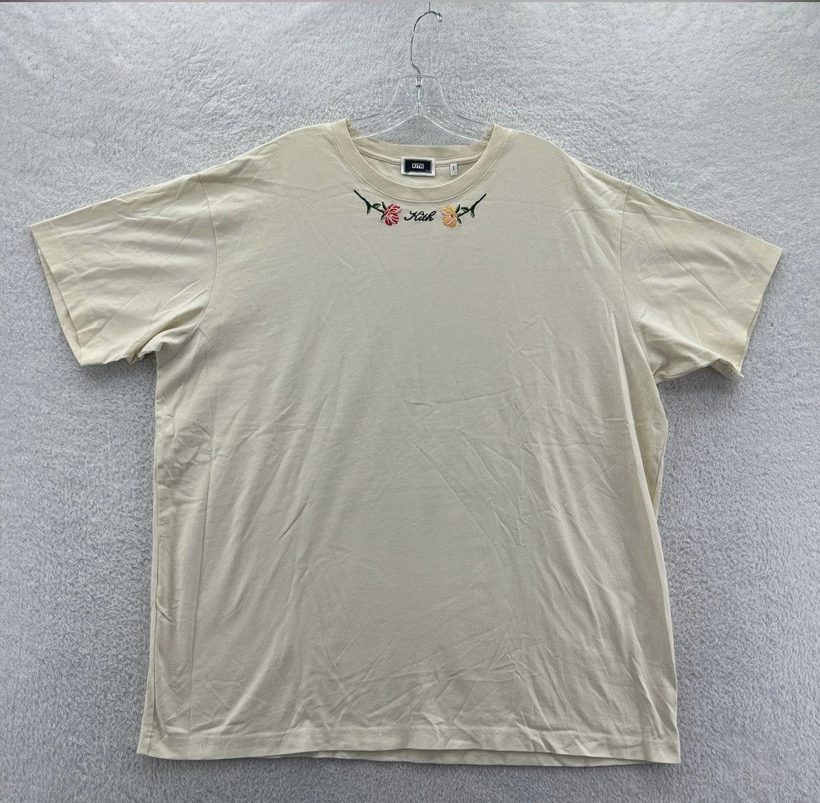 Kith Kith Script Laurel Tee | Grailed