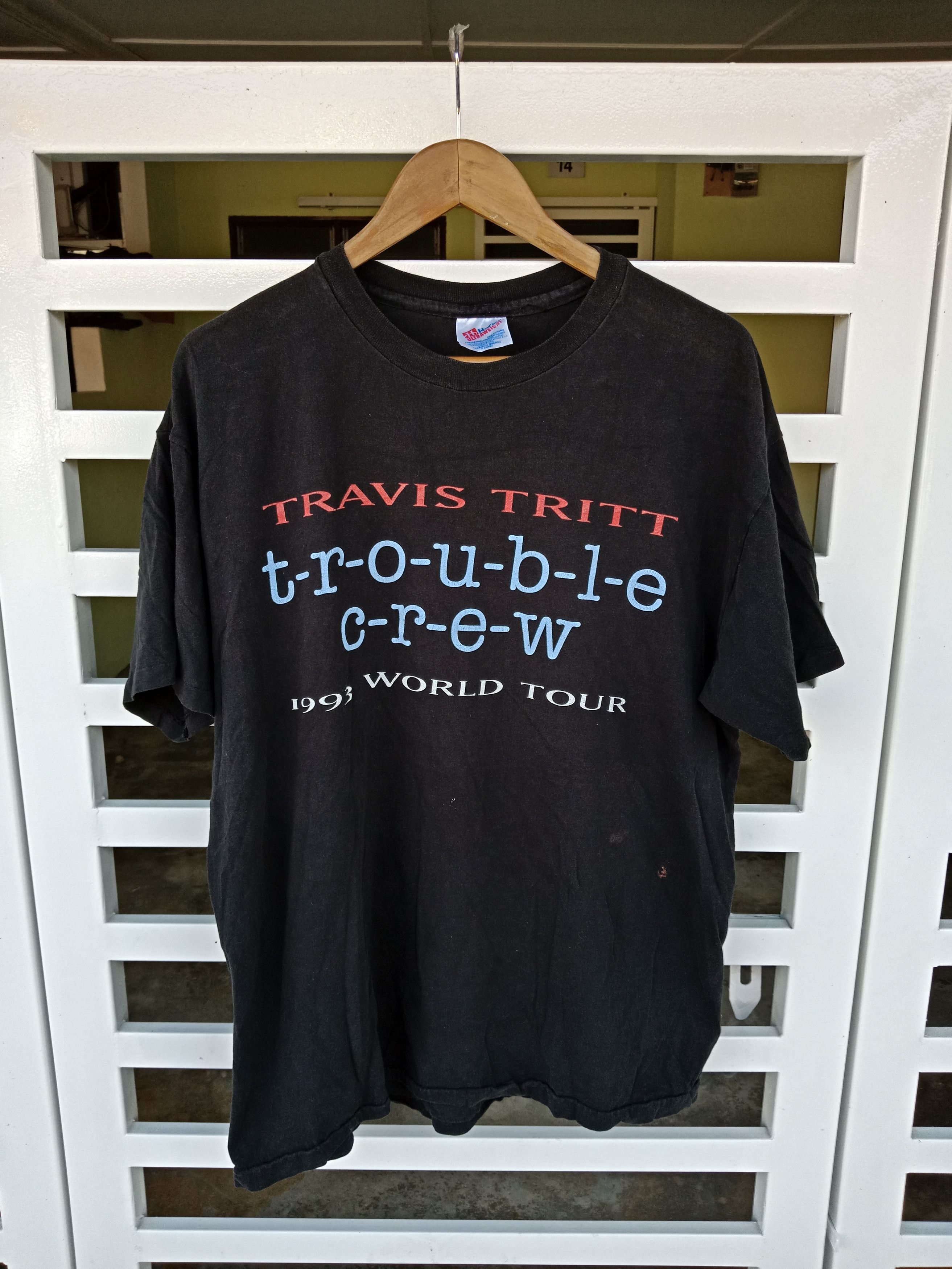 Vintage Vintage Travis Tritt Trouble Crew 1993 World Tour X Budweiser ...