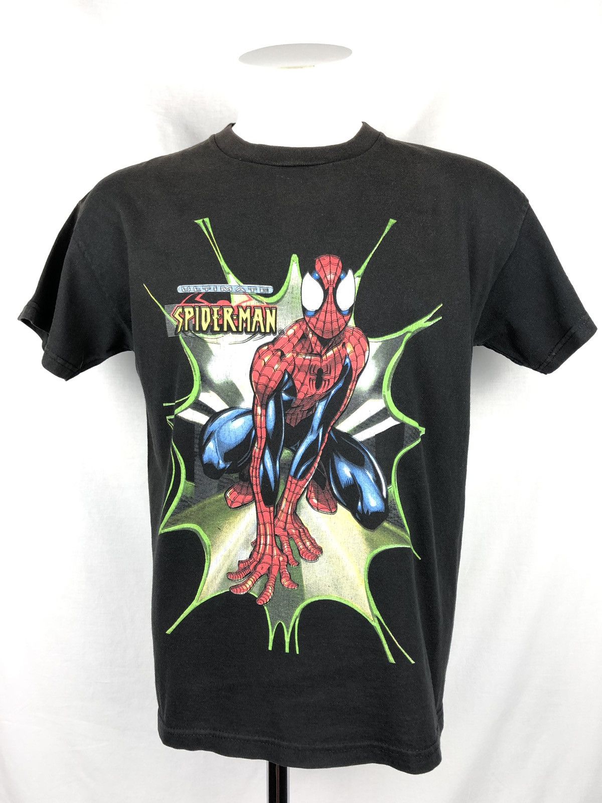 Marvel Comics × Vintage Vintage 00s Ultimate Spiderman Series Marvel ...