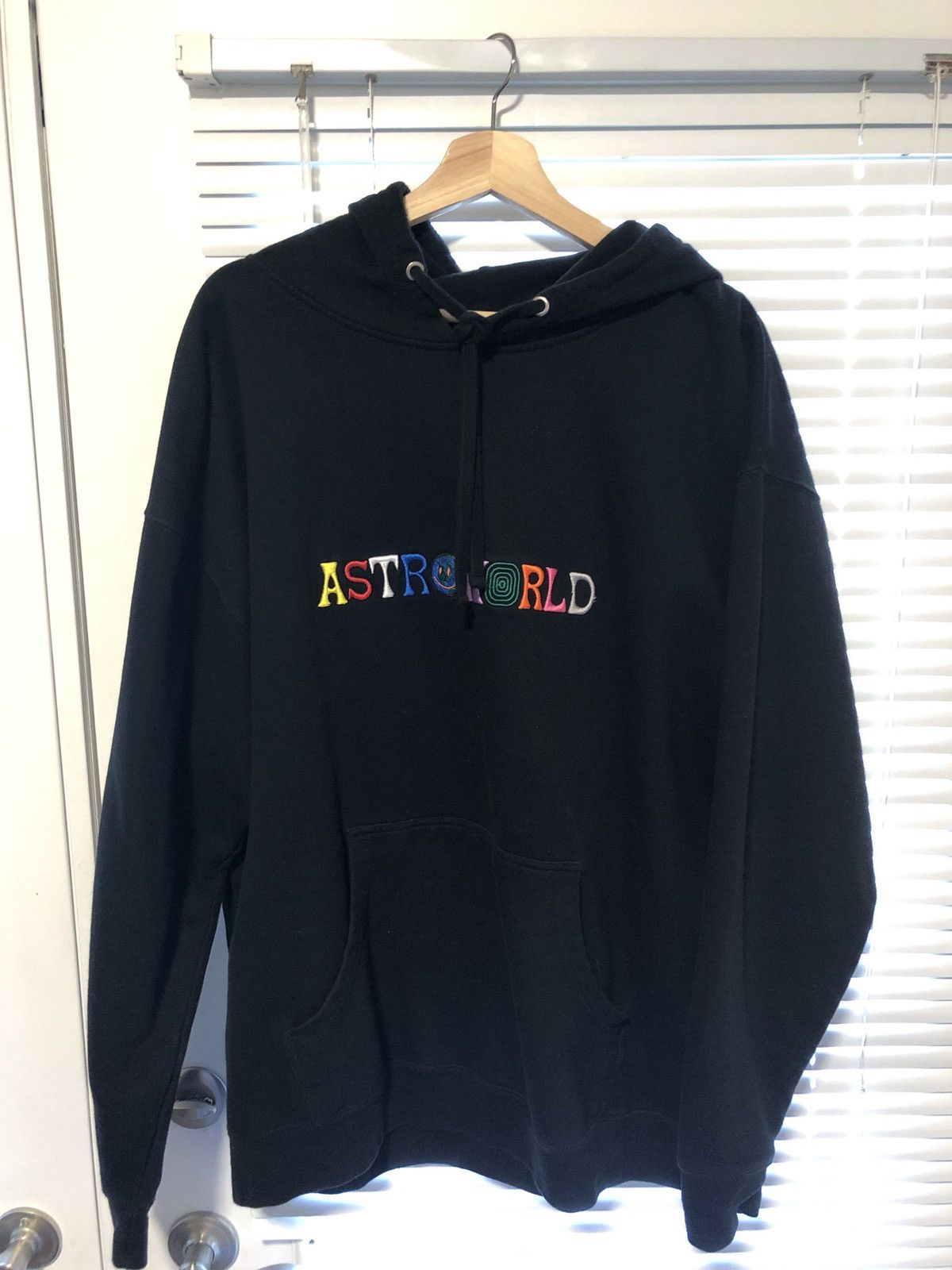Travis Scott Astroworld Logo Hoodie | Grailed