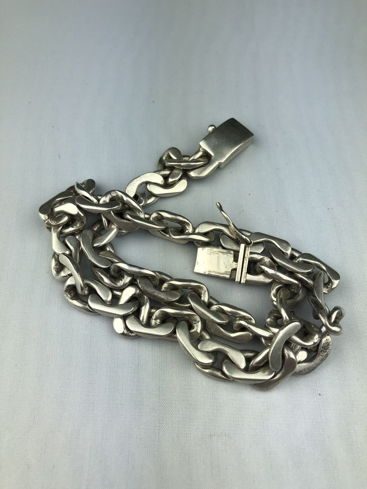 Vintage Sterling silver thick double wrap around chain | Grailed