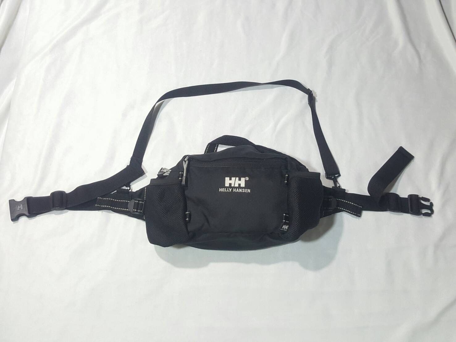 Bag × Helly Hansen × Vintage Vintage Helly Hansen Waist Bag / Shoulder ...