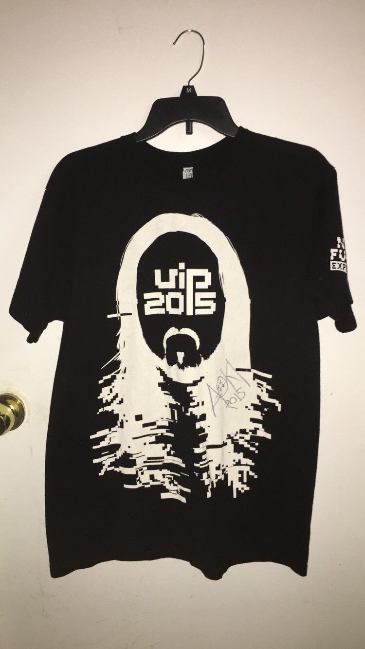 Other × Signatures Steve Aoki Signed Tour Shirt | Grailed