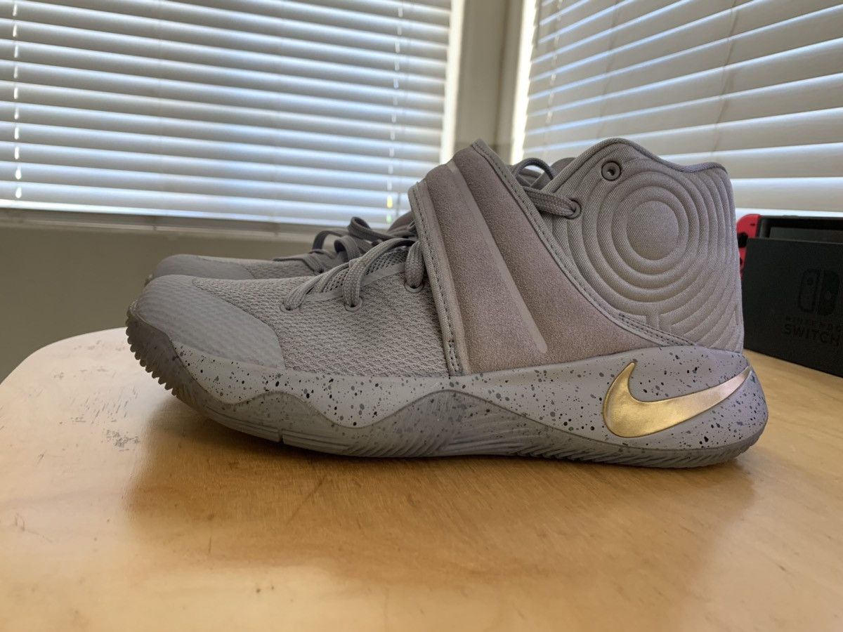 Nike Kyrie 2 Battle Grey | Grailed