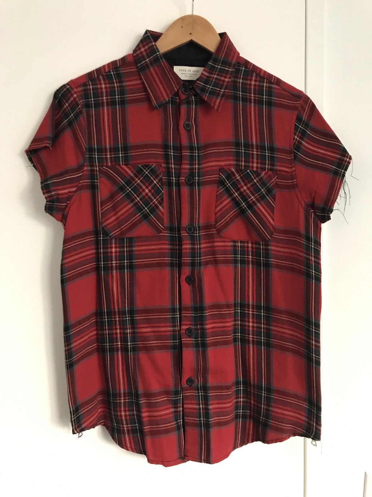 Fear of God Fear of God red cut off flannel shirt - third collection ...