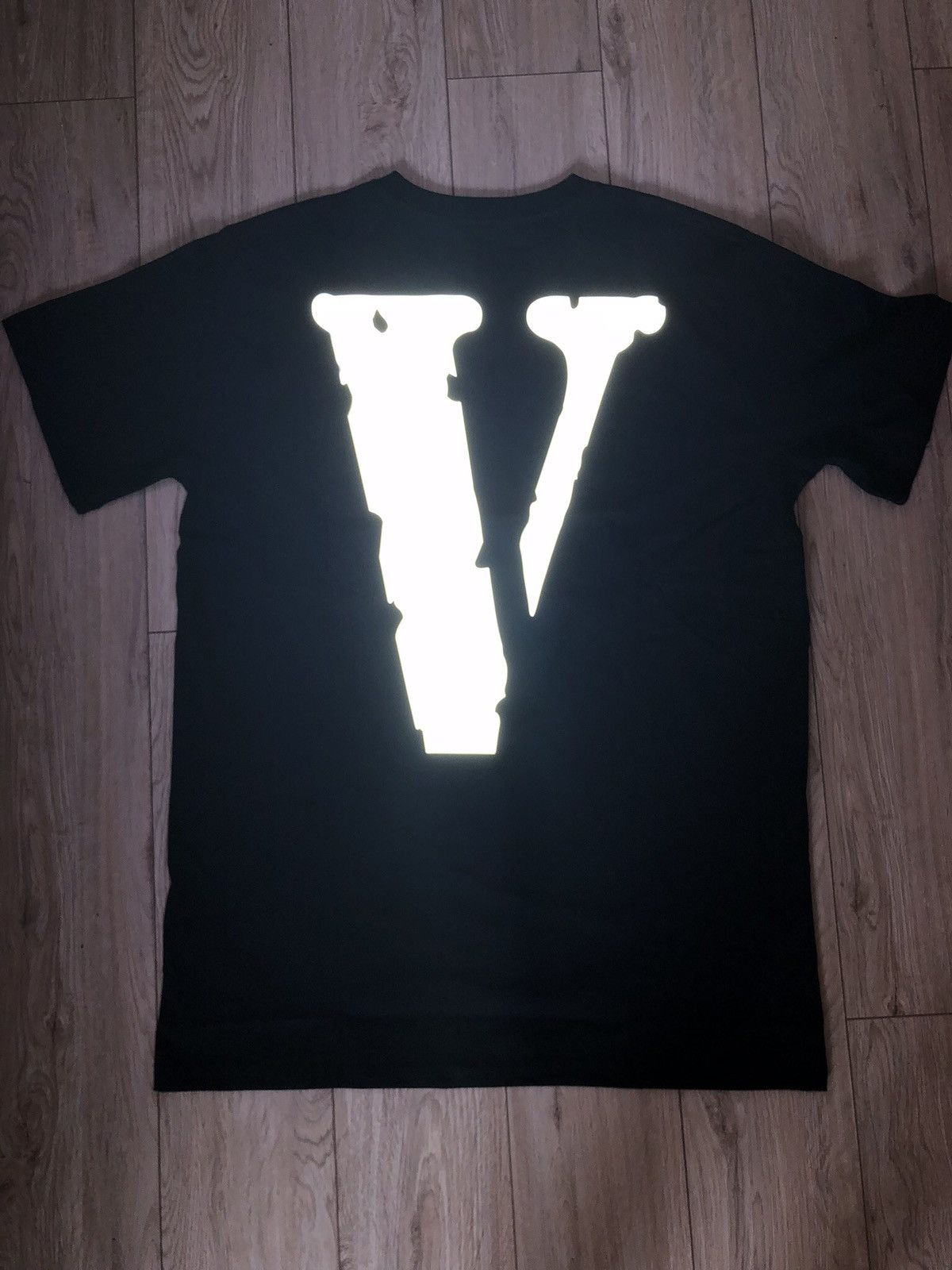 Vlone Vlone Reflective Staple Tee | Grailed