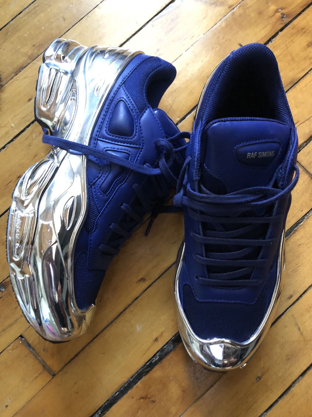 Raf Simons Adidas x Raf Simmons Ozweego chrome | Grailed