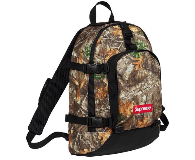 Supreme SUPREME REALTREE BACKPACK CAMO FW19 | Grailed