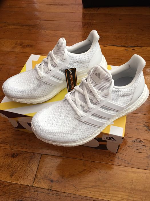 Adidas Triple White Ultra Boosts | Grailed