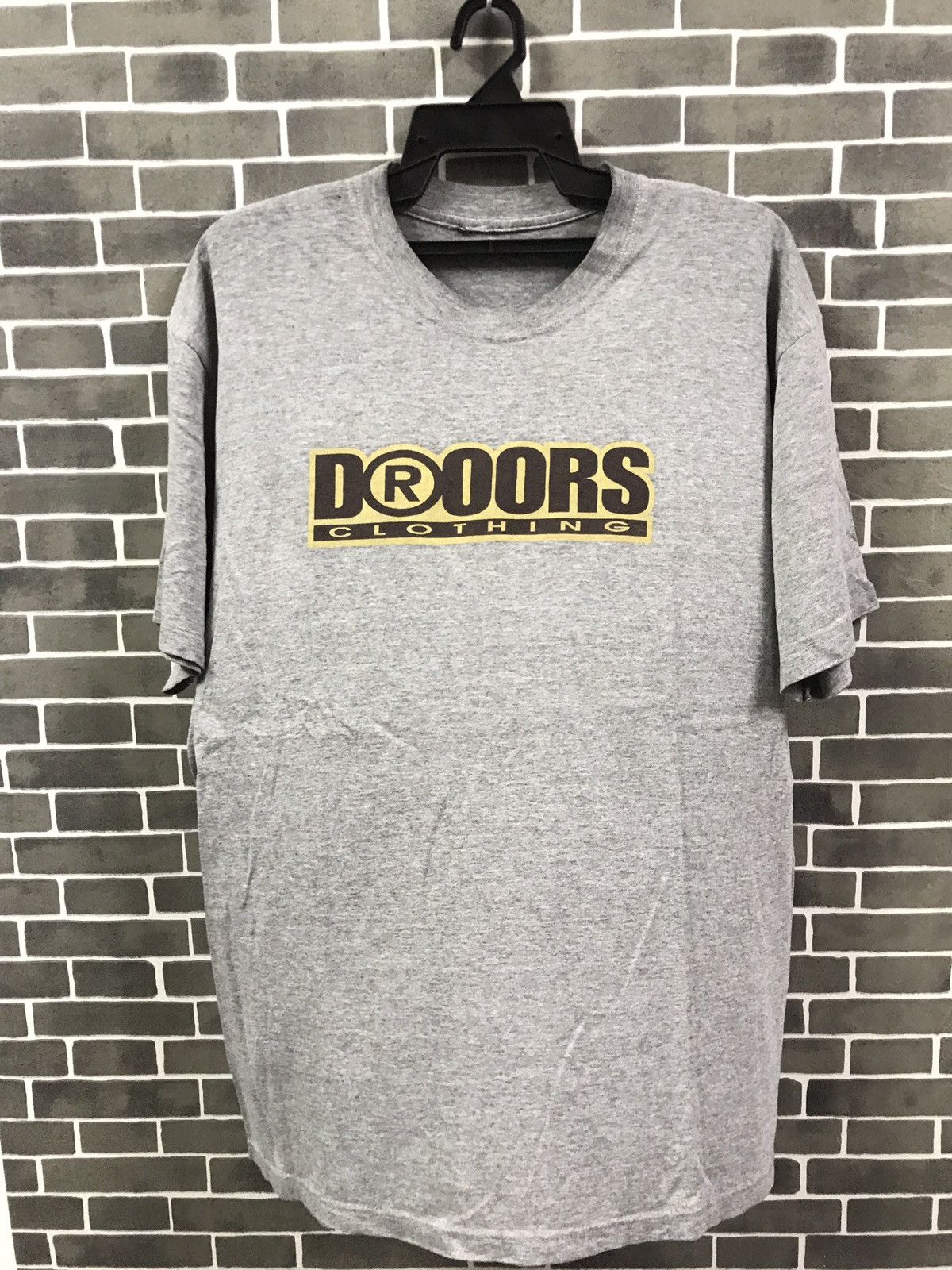 Vintage Vintage Droors skateboard streetwear t shirt big logo | Grailed