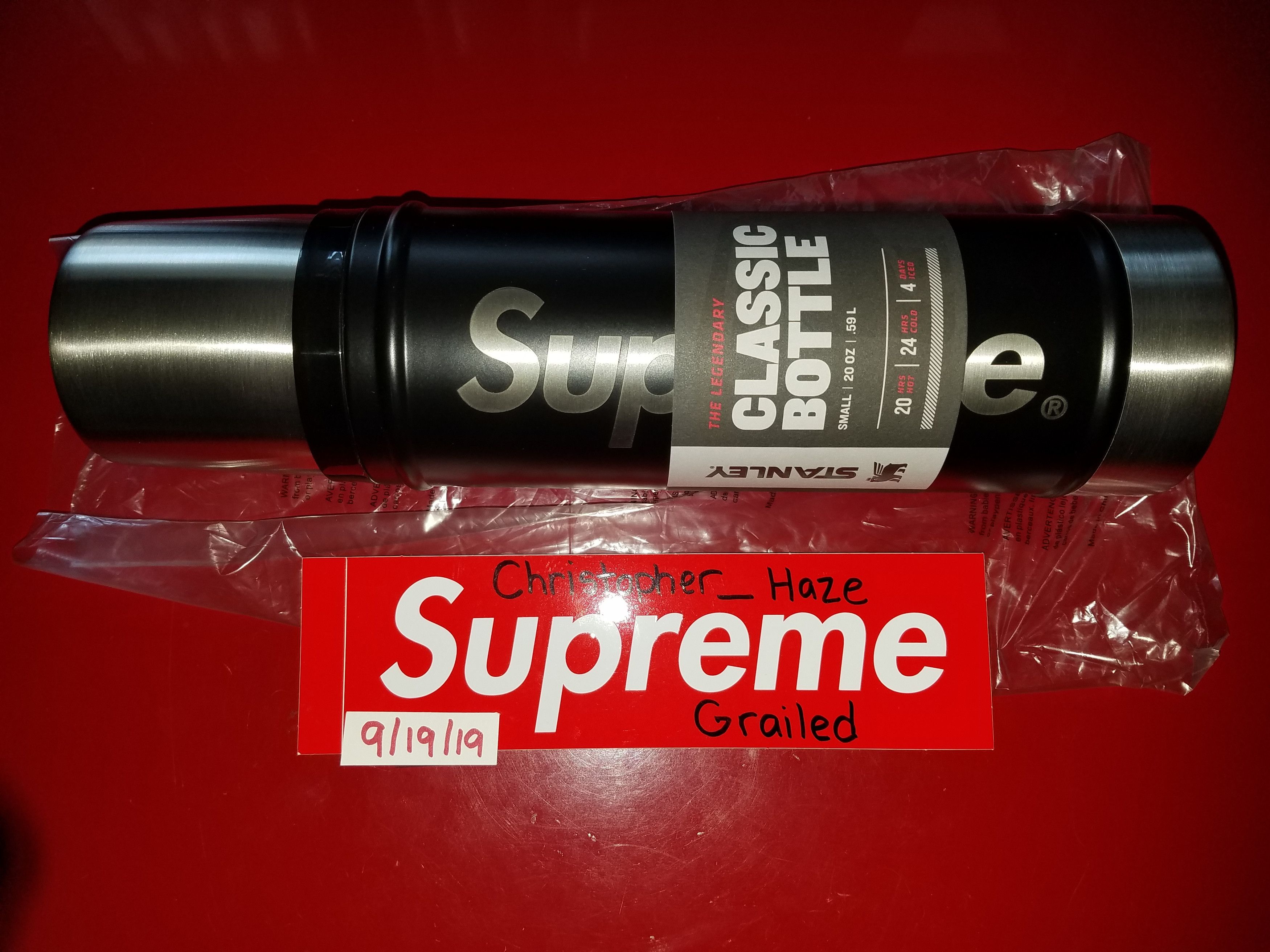 Supreme Supreme Stanley 20 Oz. Vacuum Insulated Black Bottle | Grailed