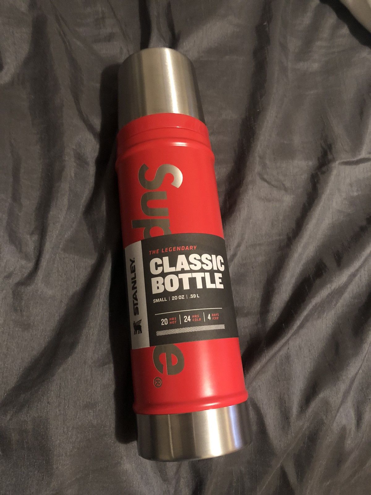 Supreme Supreme x Stanley 20 oz. Insulated Bottle | Grailed