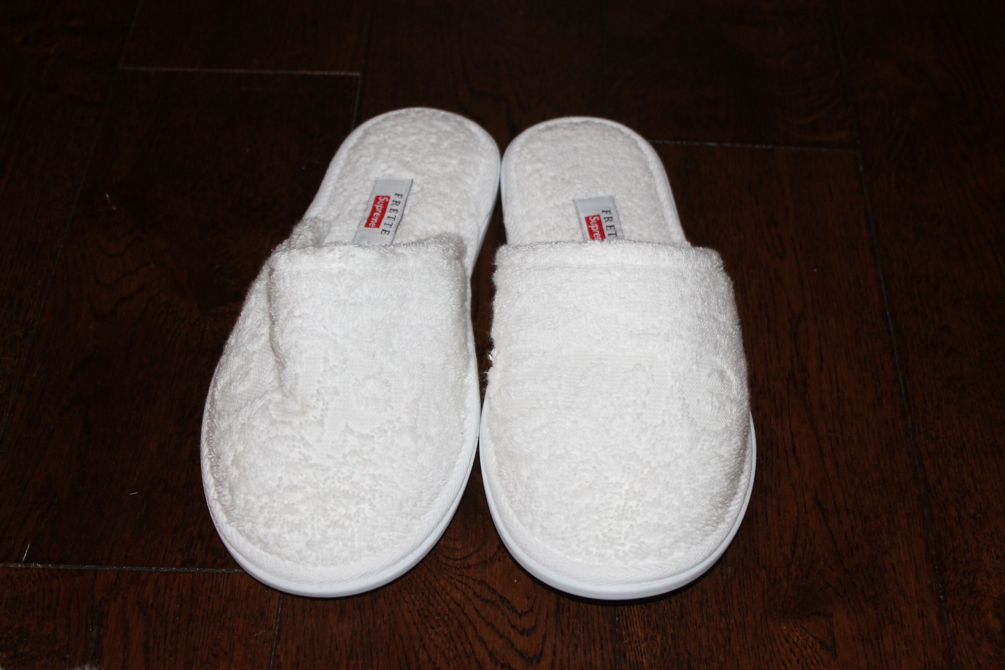 Supreme Frette Slippers | Grailed