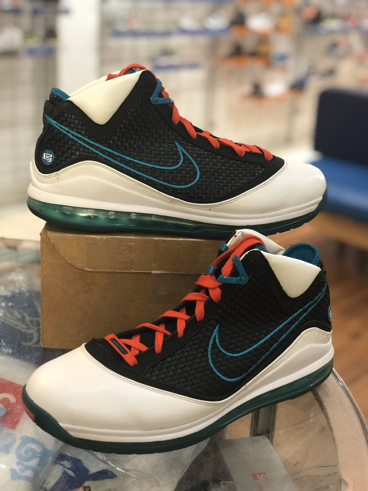 Nike Red Carpet Lebron 7s size 12 | Grailed