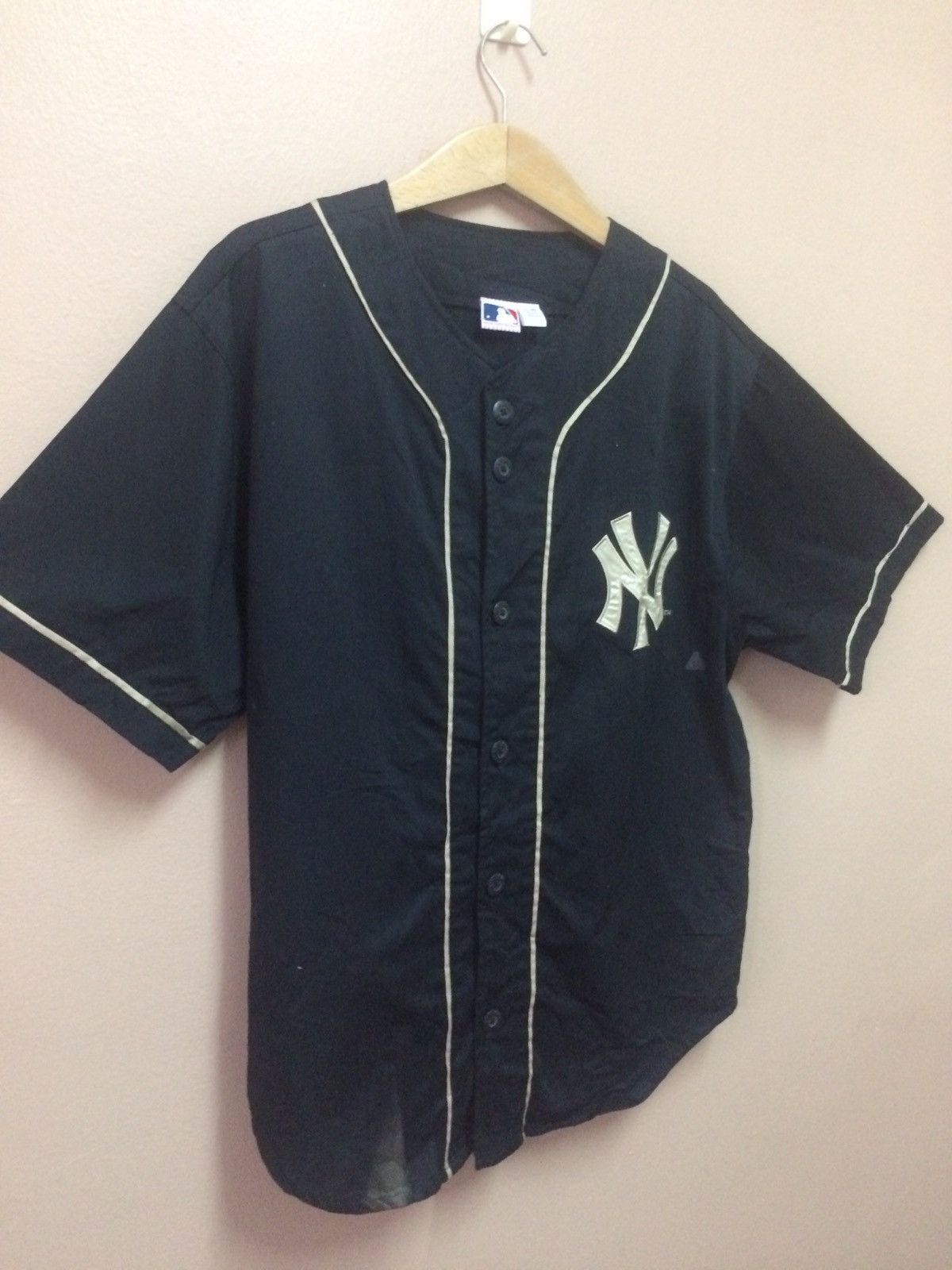 MLB × New York Yankees Big Logo NY Yankees Button Up | Grailed