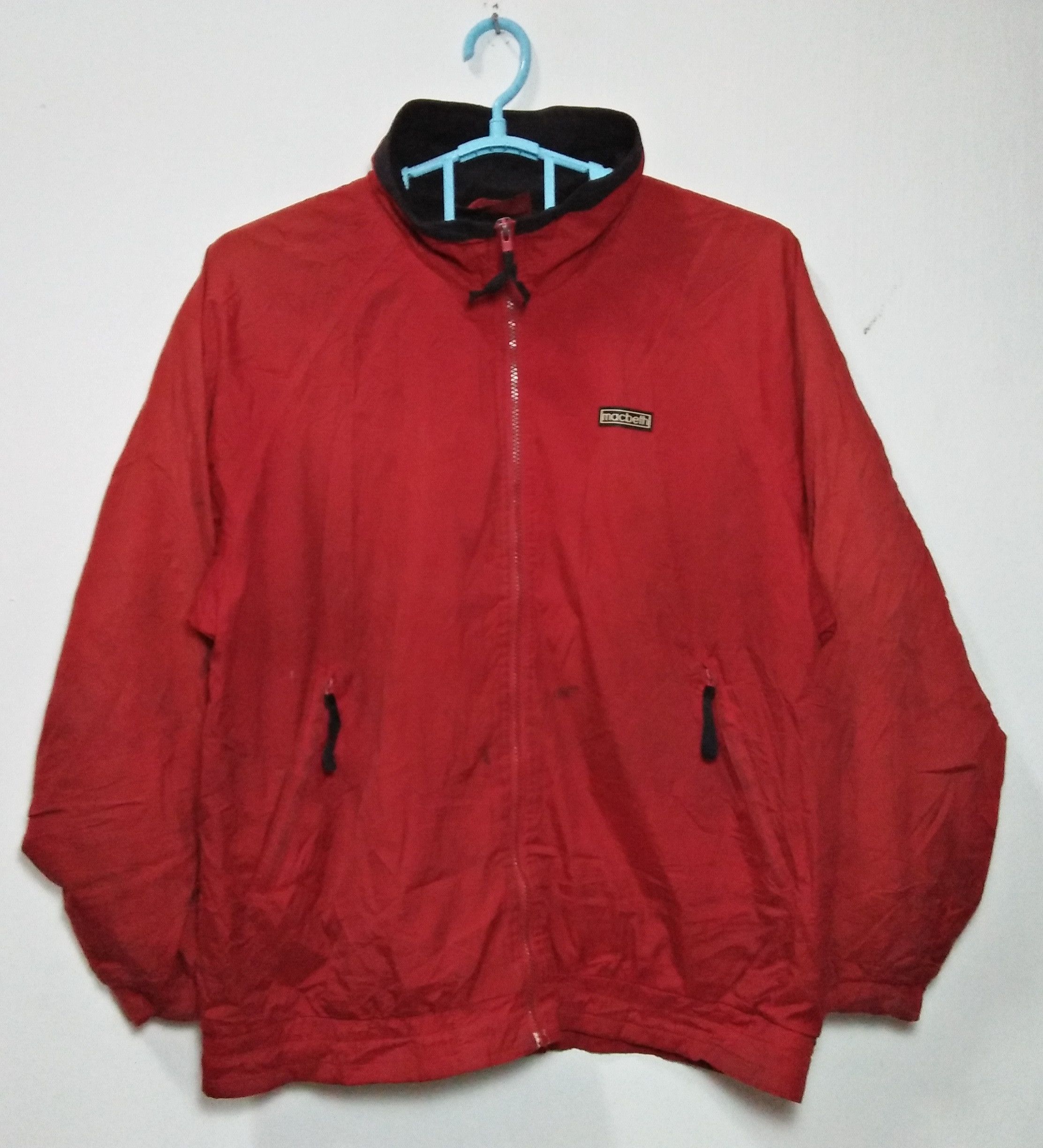 Macbeth MACBETH Activewear Red Color Windbreaker Full-Zipper Jacket ...