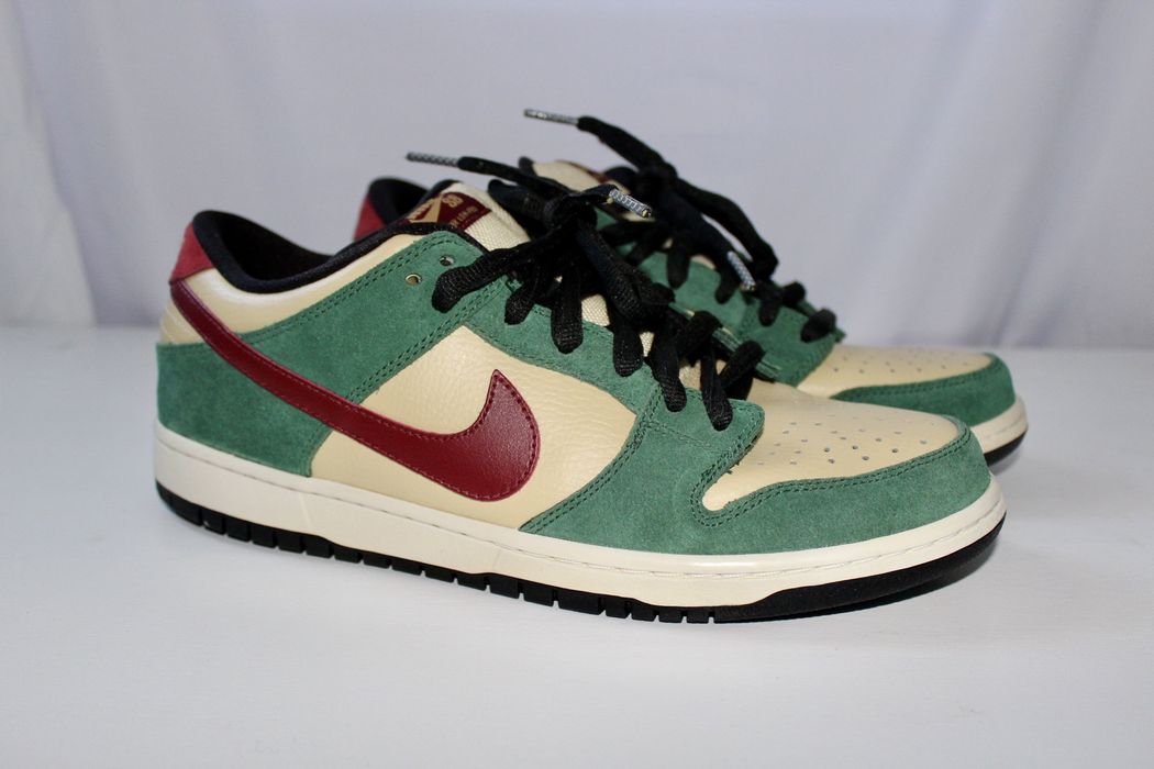 Nike Rare 2010 Nike SB Dunk Low Vegas Gold Fat Tounge | Grailed