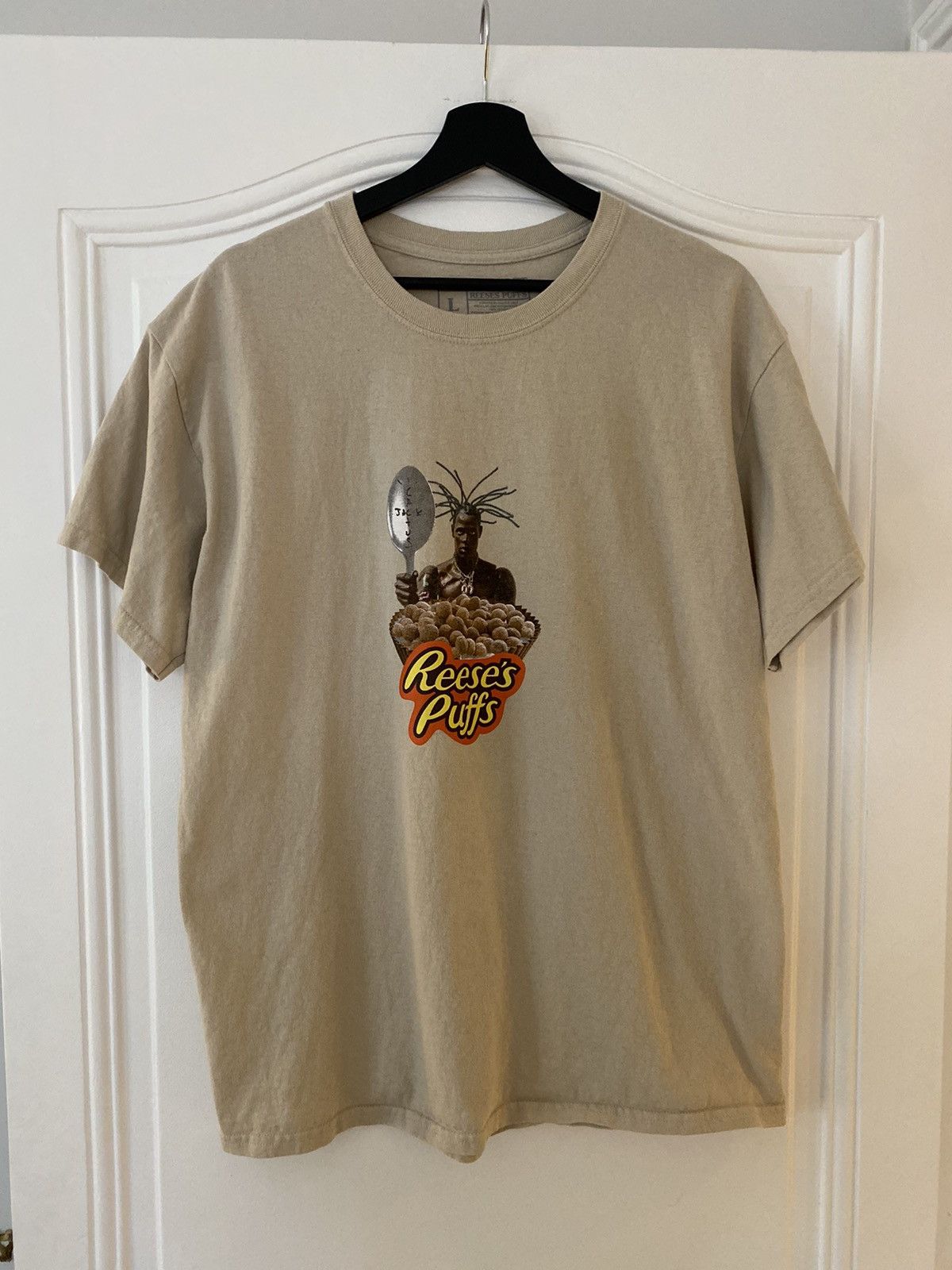 Travis Scott TRAVIS SCOTT X REESES PUFF T-SHIRT | Grailed