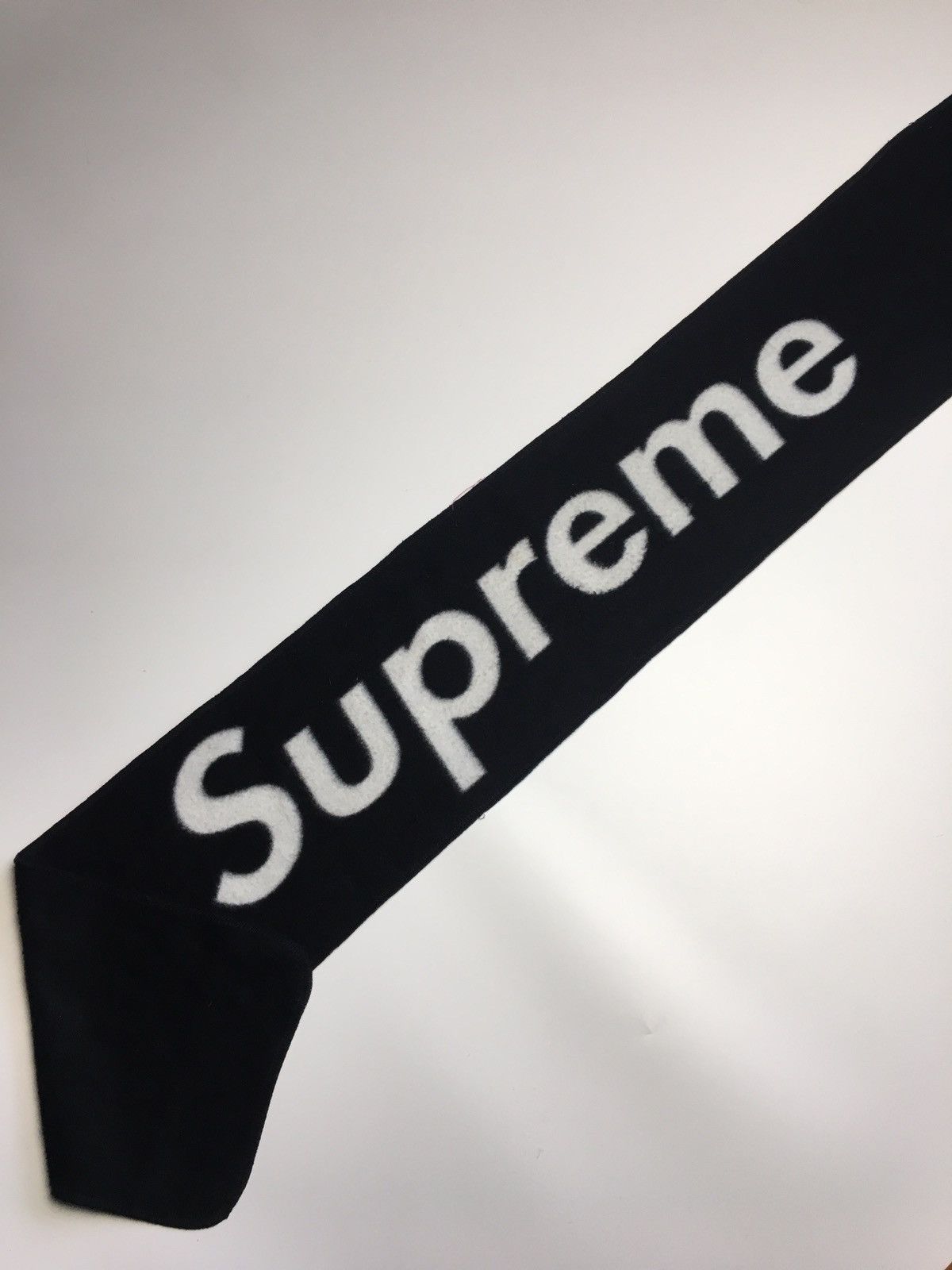 Supreme 2007 Supreme Japan Box Logo Fleece Scarf | Grailed