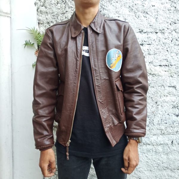 The Real McCoy's WW2 J.A Dubow Lostworld Squadron A-2 Flight Jacket ...