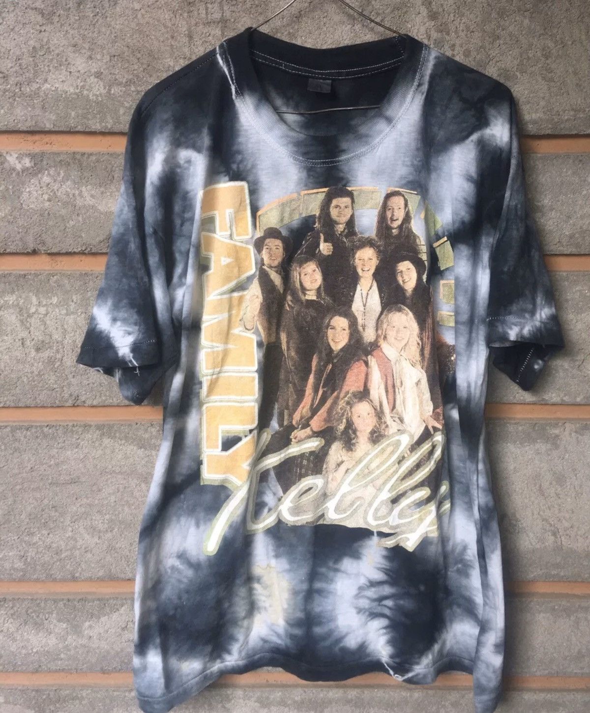 Vintage Rare vintage The kelly Family Band tie and dye T-shirt | Grailed