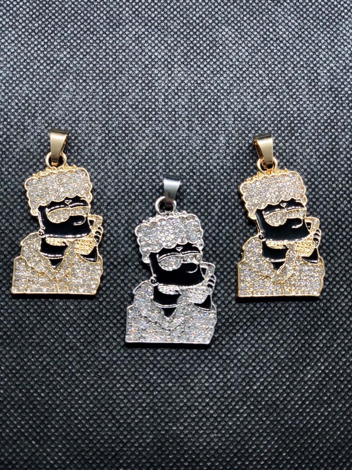 Chain × Diamond Pendant × Jewelry Iced Out Bart Pendant And Chain Gold ...