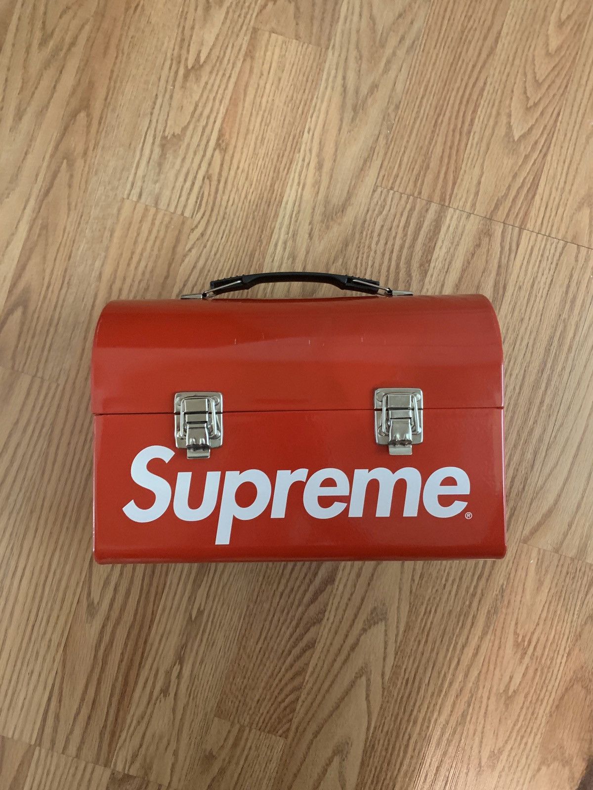 Supreme Supreme lunch box | Grailed