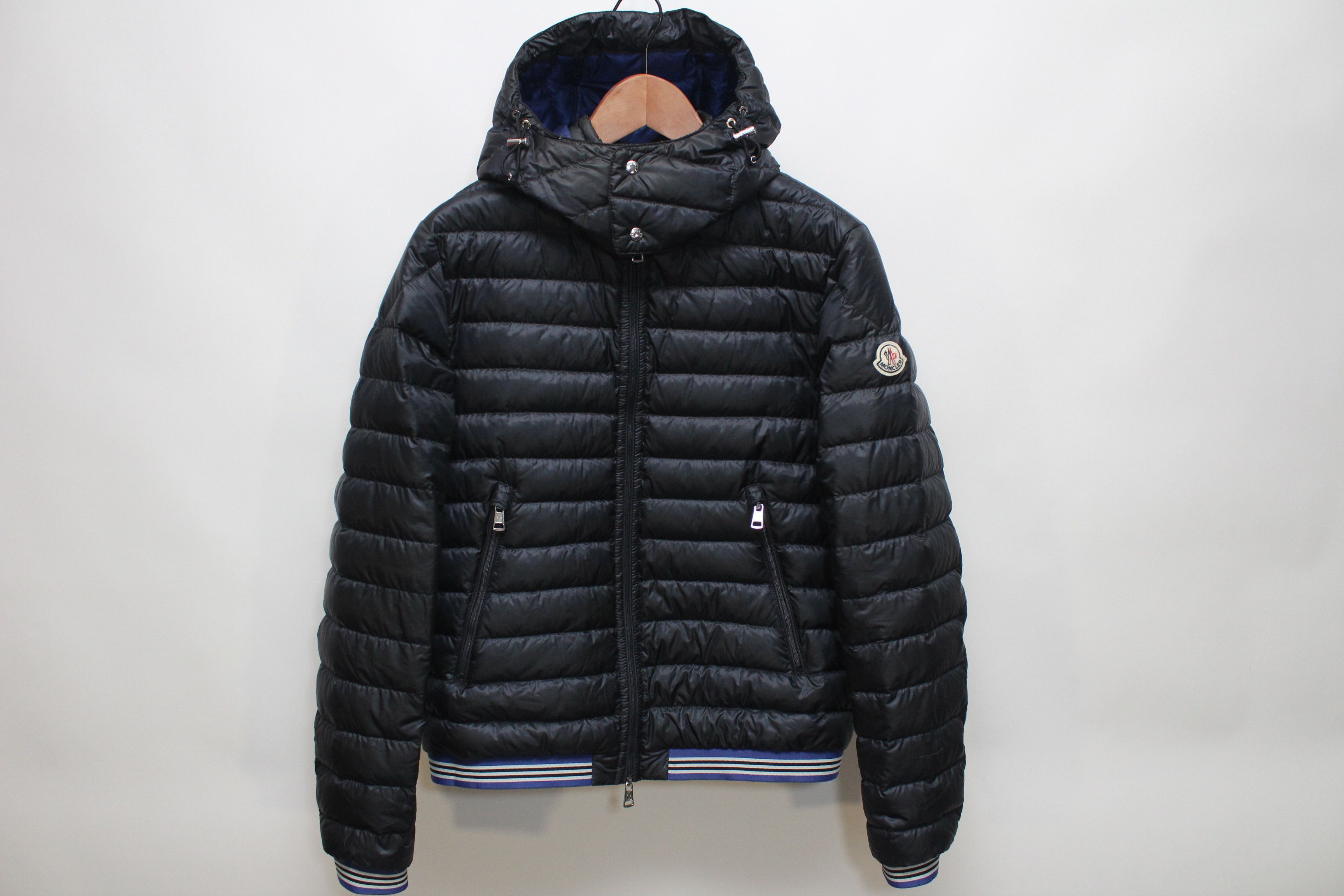 Moncler vidal store