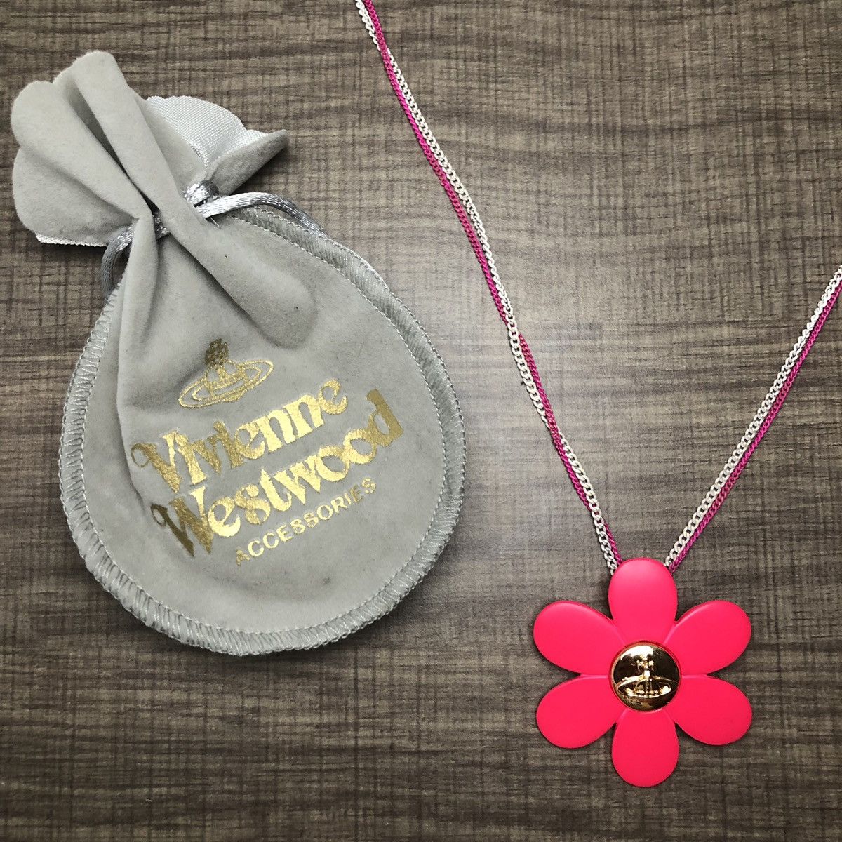 Vivienne westwood flower necklace store