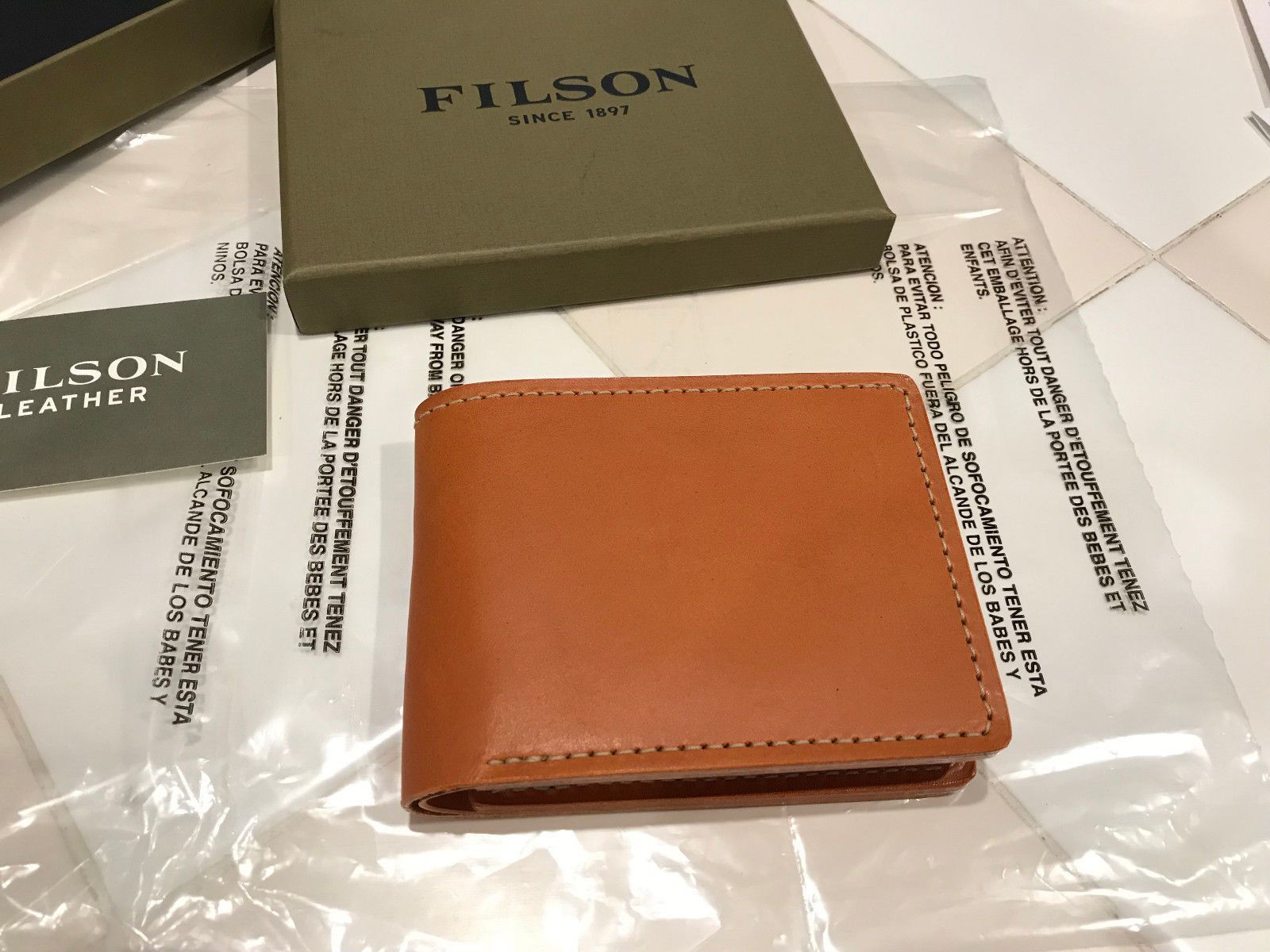 Filson Filson wallet | Grailed