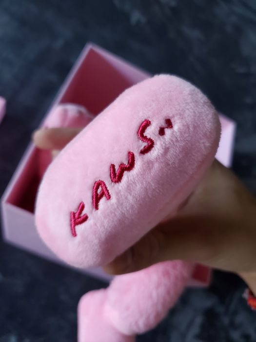 Kaws Kaws BFF Plush pink | Grailed