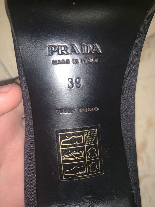 Prada Prada vero cuoio | Grailed