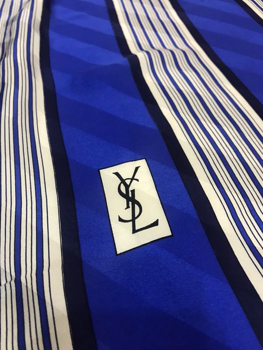 Yves Saint Laurent YVES SAINT LAURENT YSL STRIPES PATTERN 30"X30" | Grailed