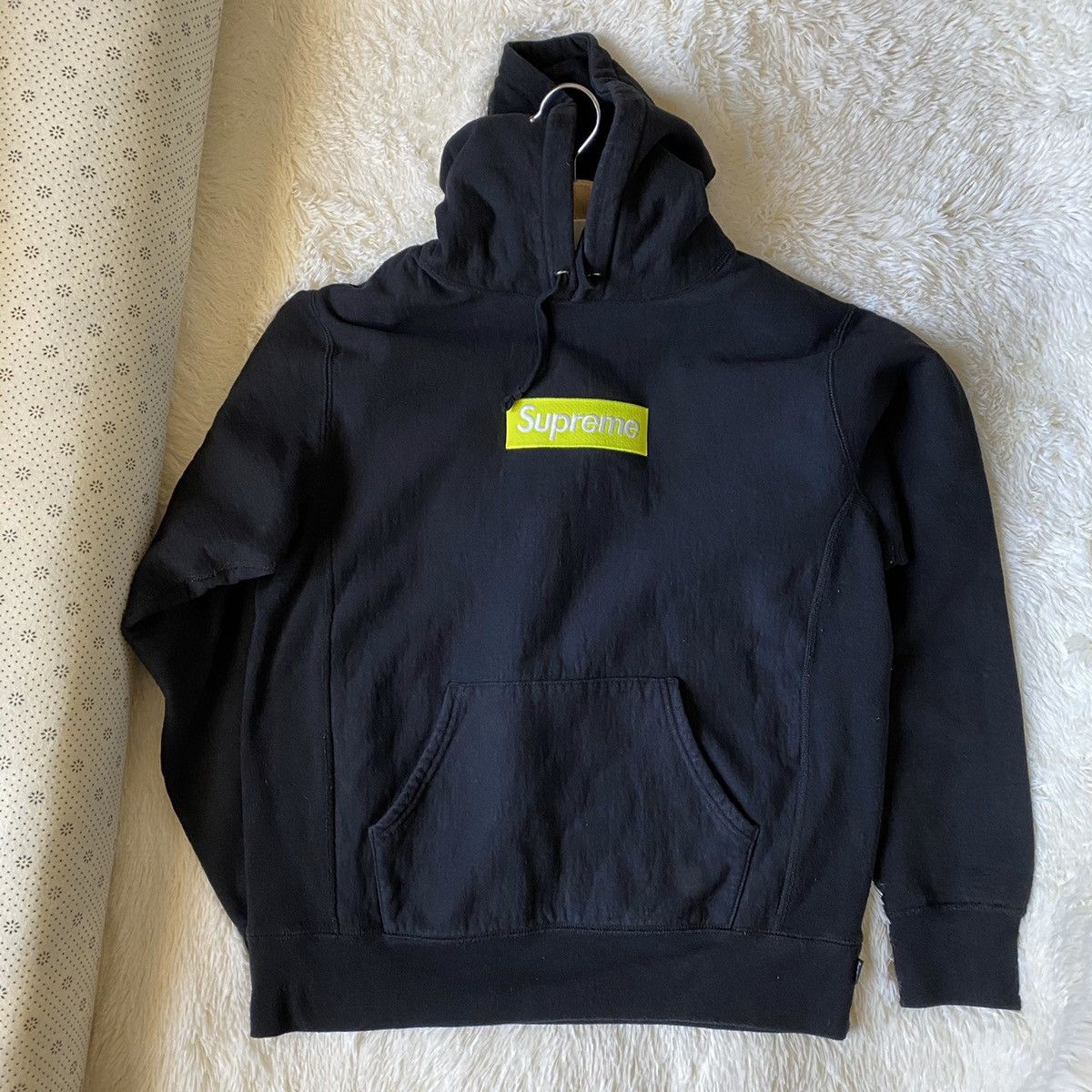 Supreme Supreme FW 17 box logo hoodie green lime on black | Grailed