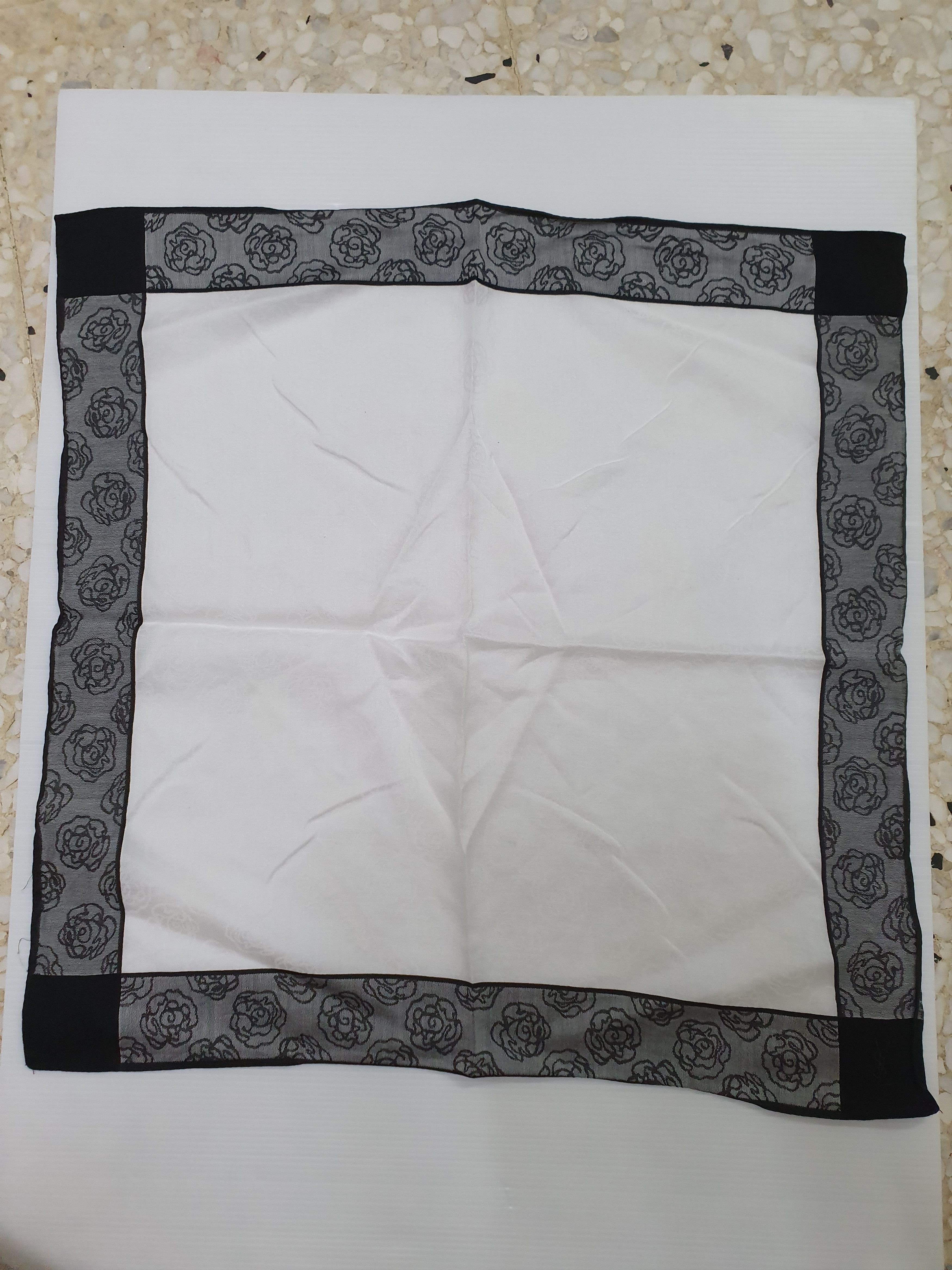 Luxury × Yves Saint Laurent 100% Authentic YSL Bandana Handkerchief ...
