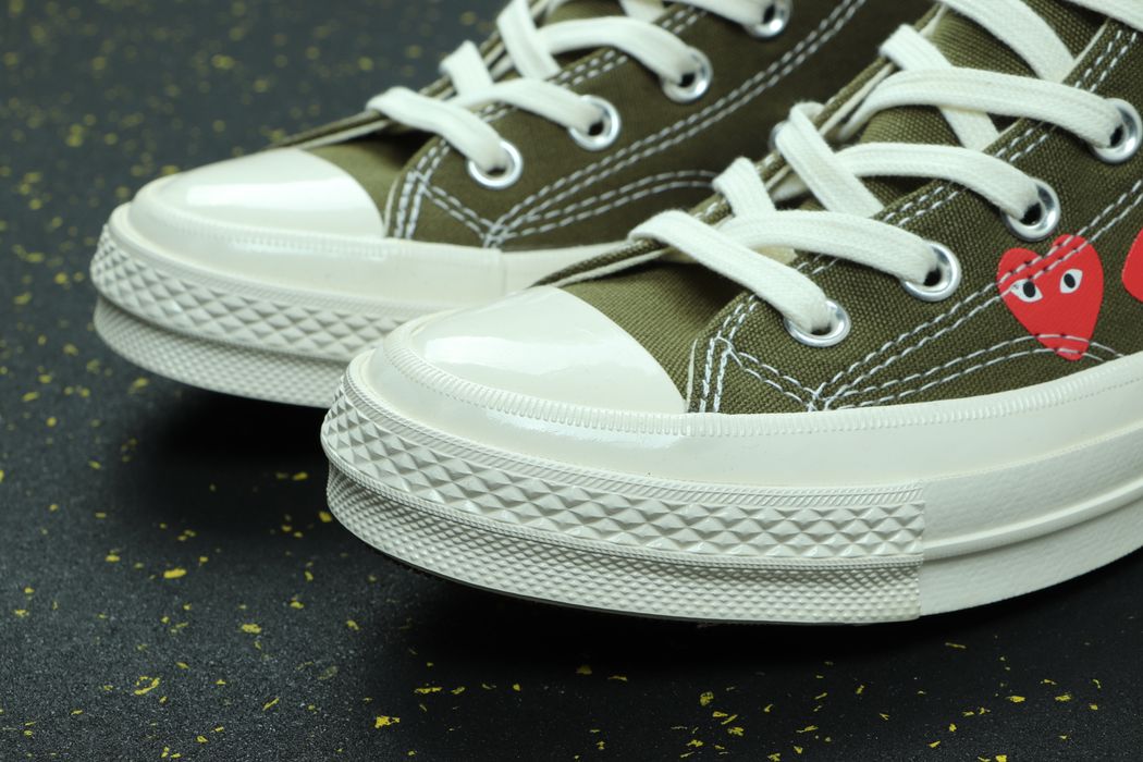 Converse WOMENS' Chuck Taylor All-Star 70s Hi CDG Play Multi-Heart ...