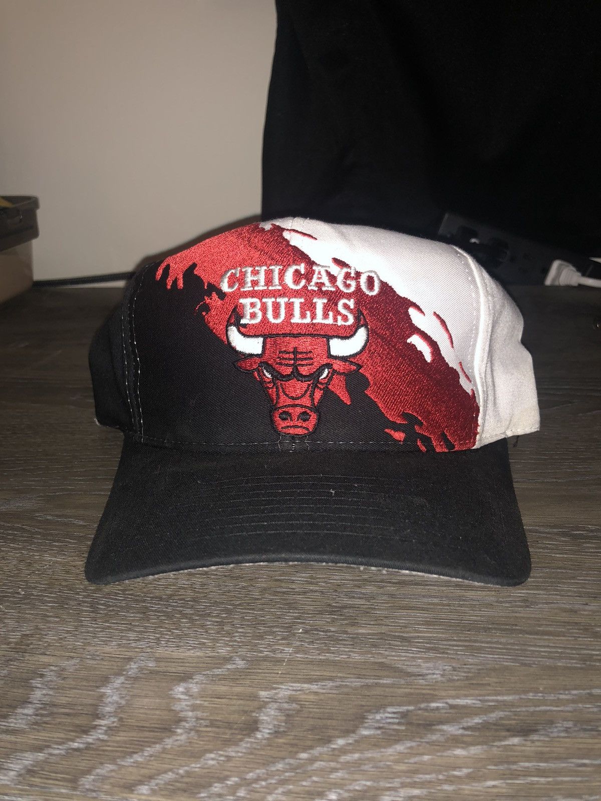 Logo 7 VINTAGE 90s CHICAGO BULLS SPLASH HAT LOGO 7 RARE | Grailed