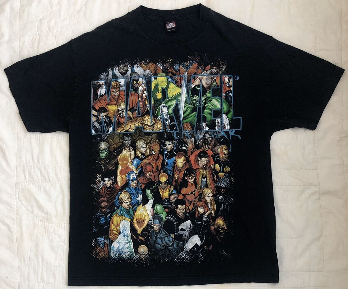 Marvel Comics × Vintage Marvel Characters Avengers Vintage Big Graphic ...