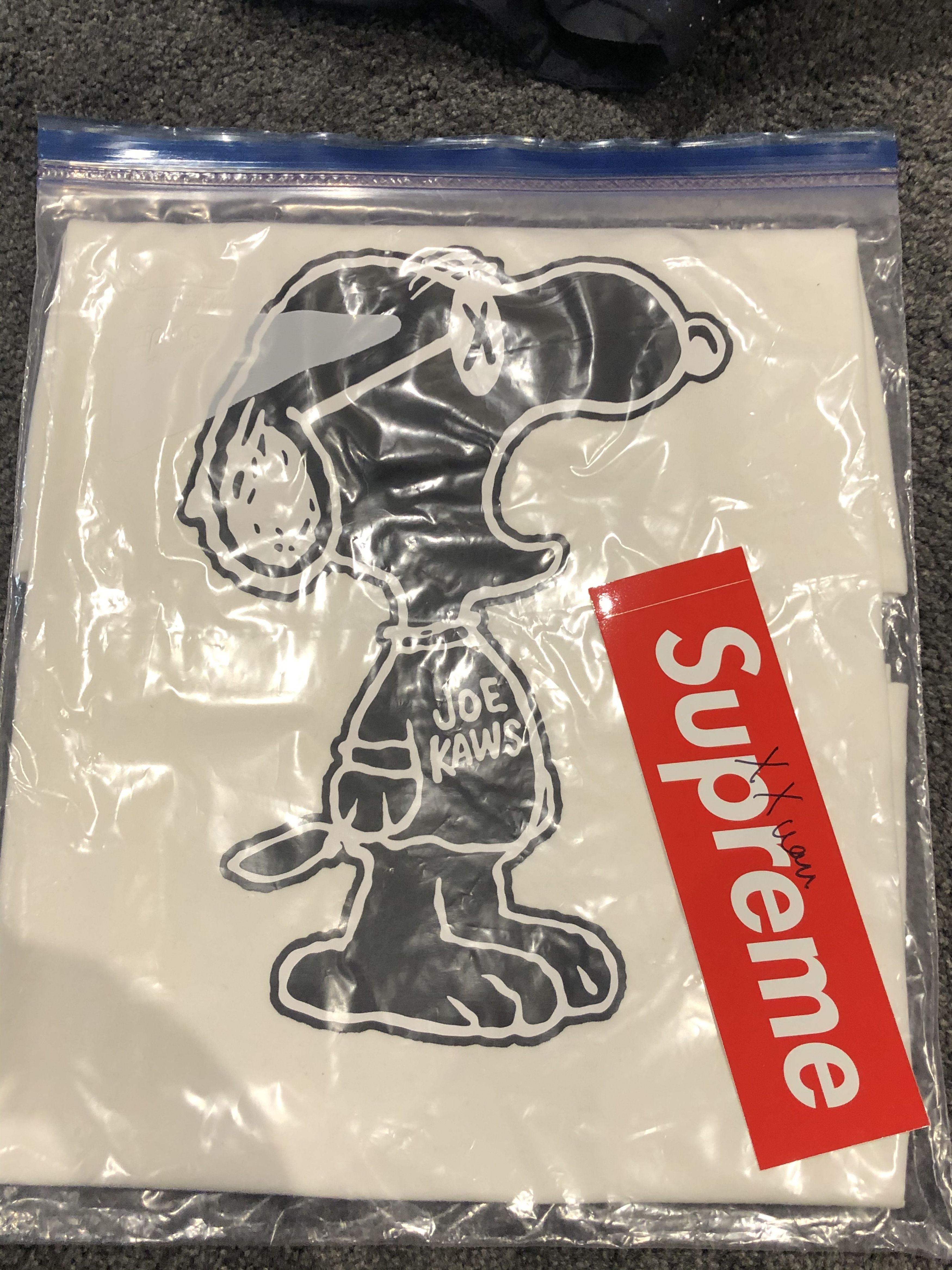 Uniqlo Kaws Uniqlo Peanuts Joe Kaws Yawn Outline | Grailed