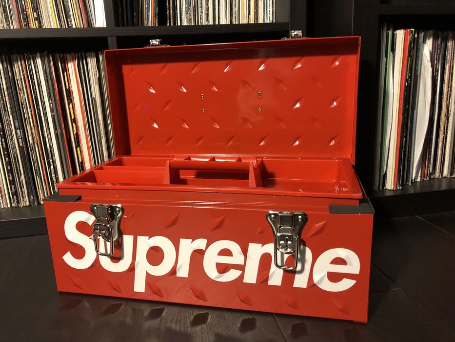 Supreme Diamond Plate Tool Box | Grailed