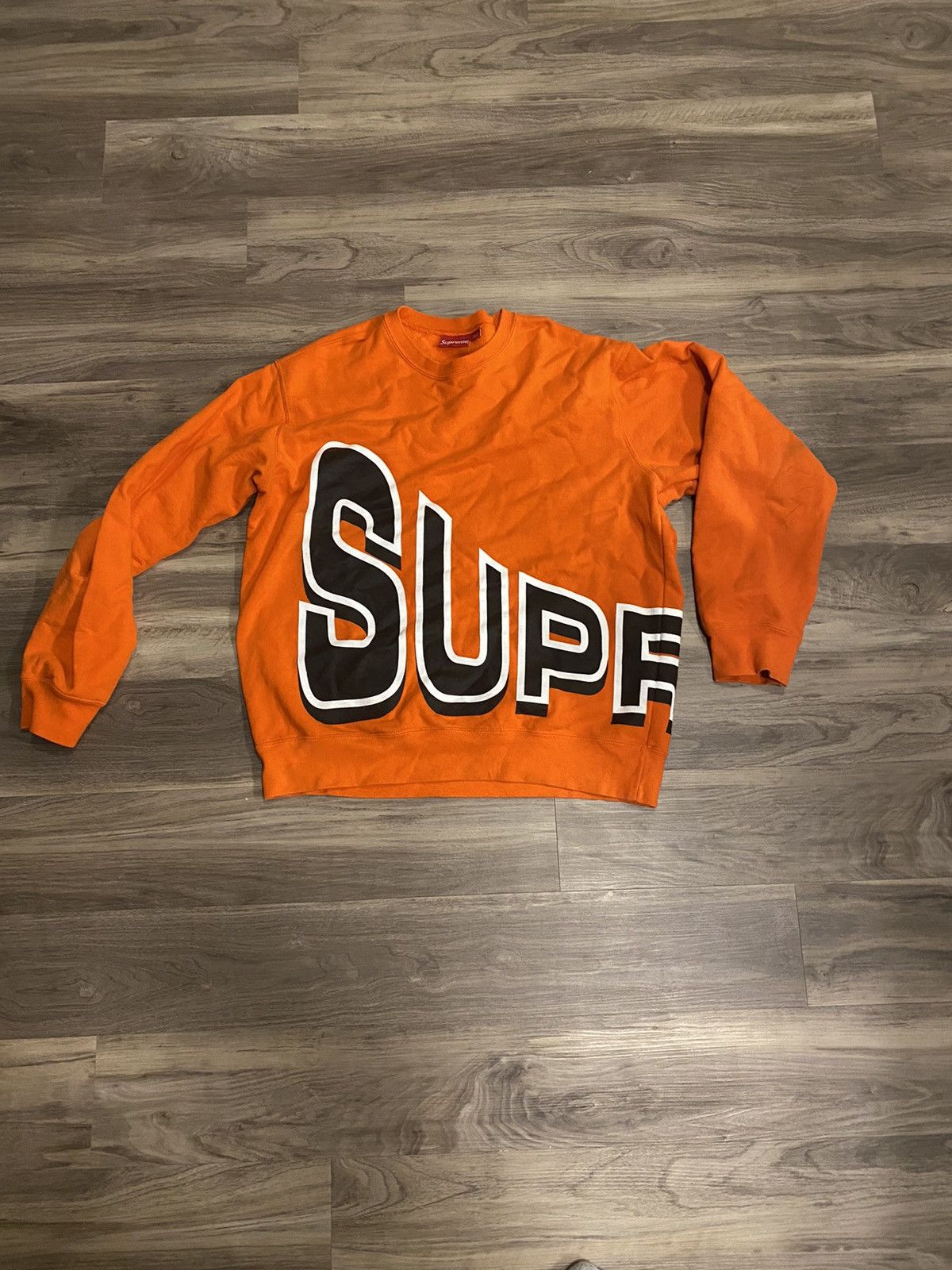 Supreme Supreme crew neck | Grailed
