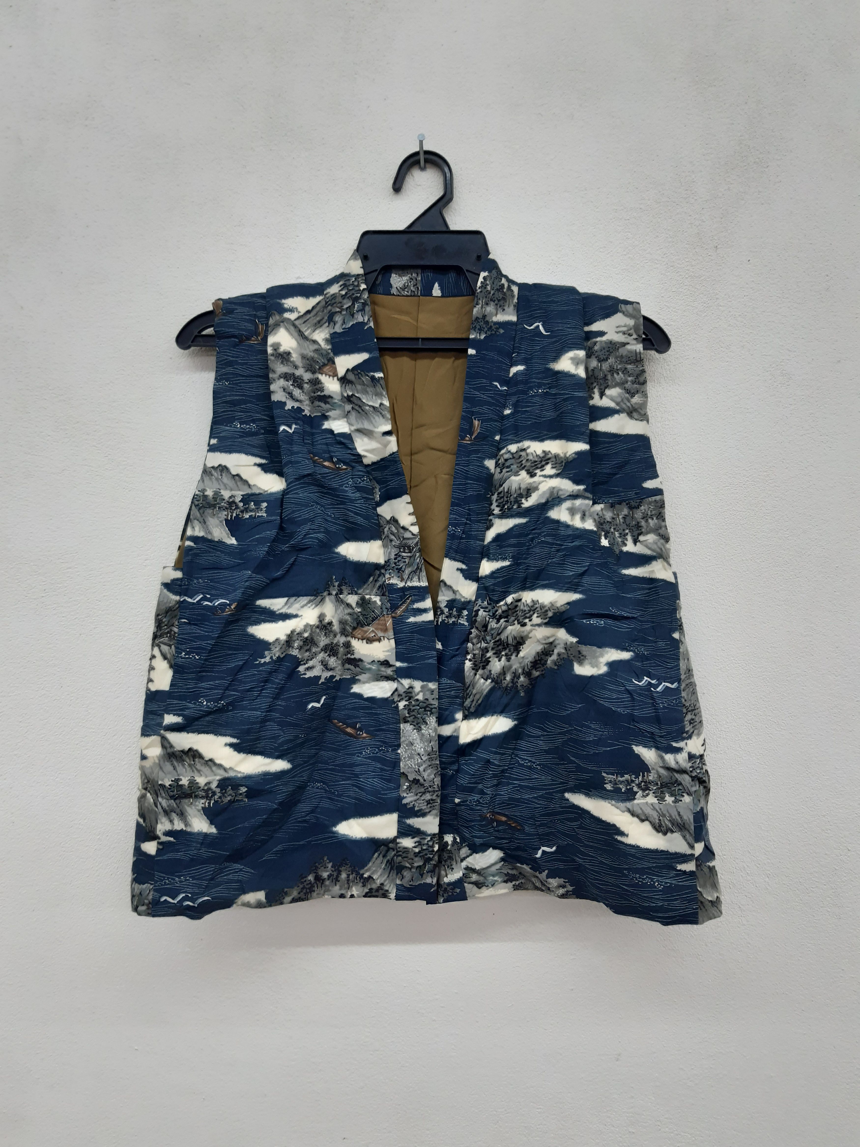Japanese Brand 🔥NEED GONE TODAY🔥Vintage Art Japanese Vest Design Kimono ...