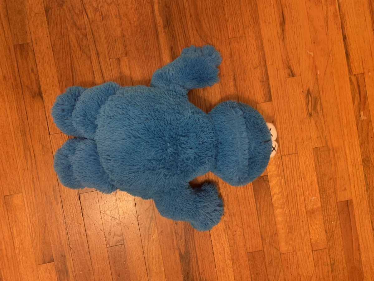 Kaws kaws cookie monster | Grailed