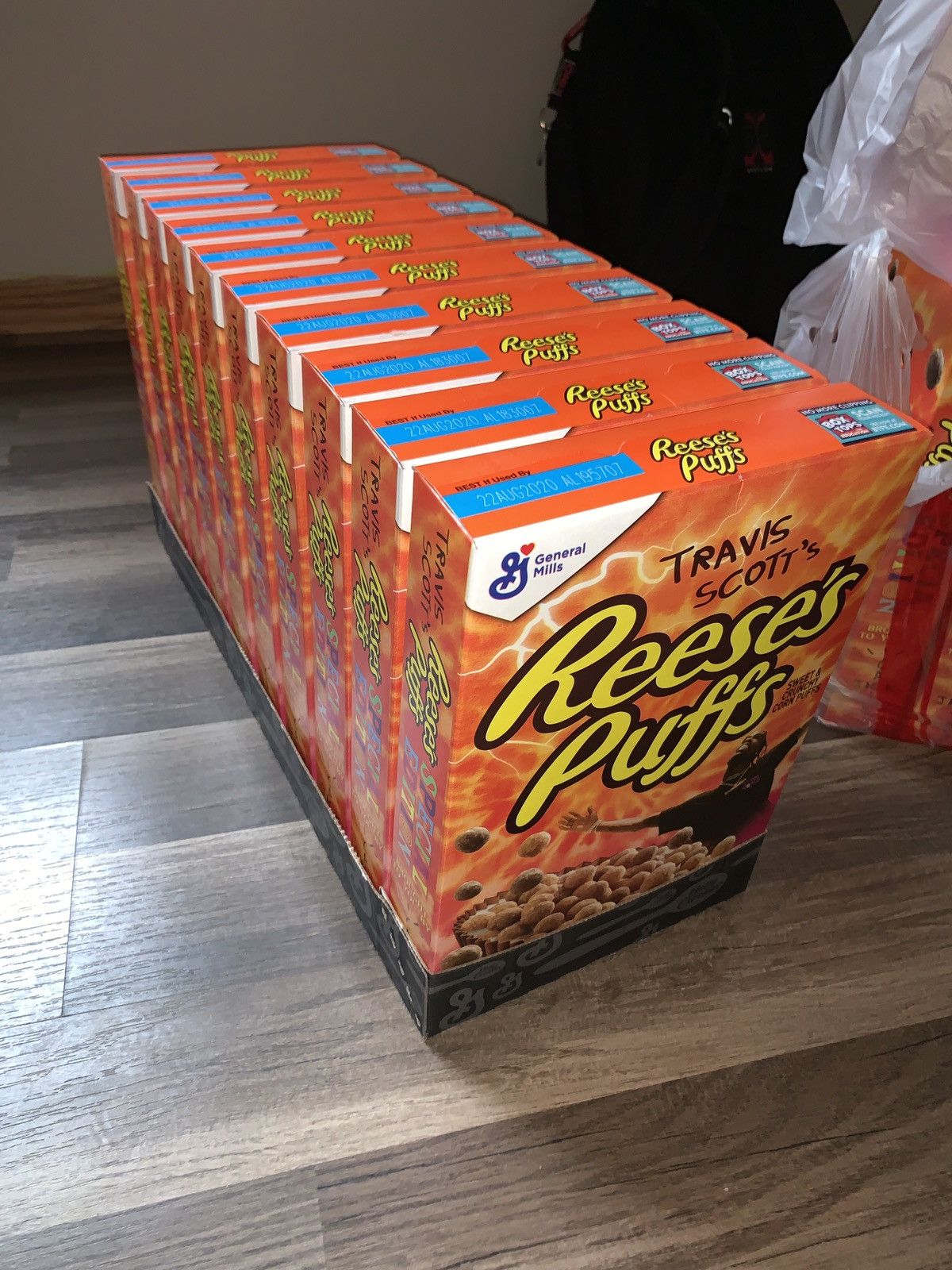 Travis Scott Reese's Puffs Travis Scott Boxes | Grailed