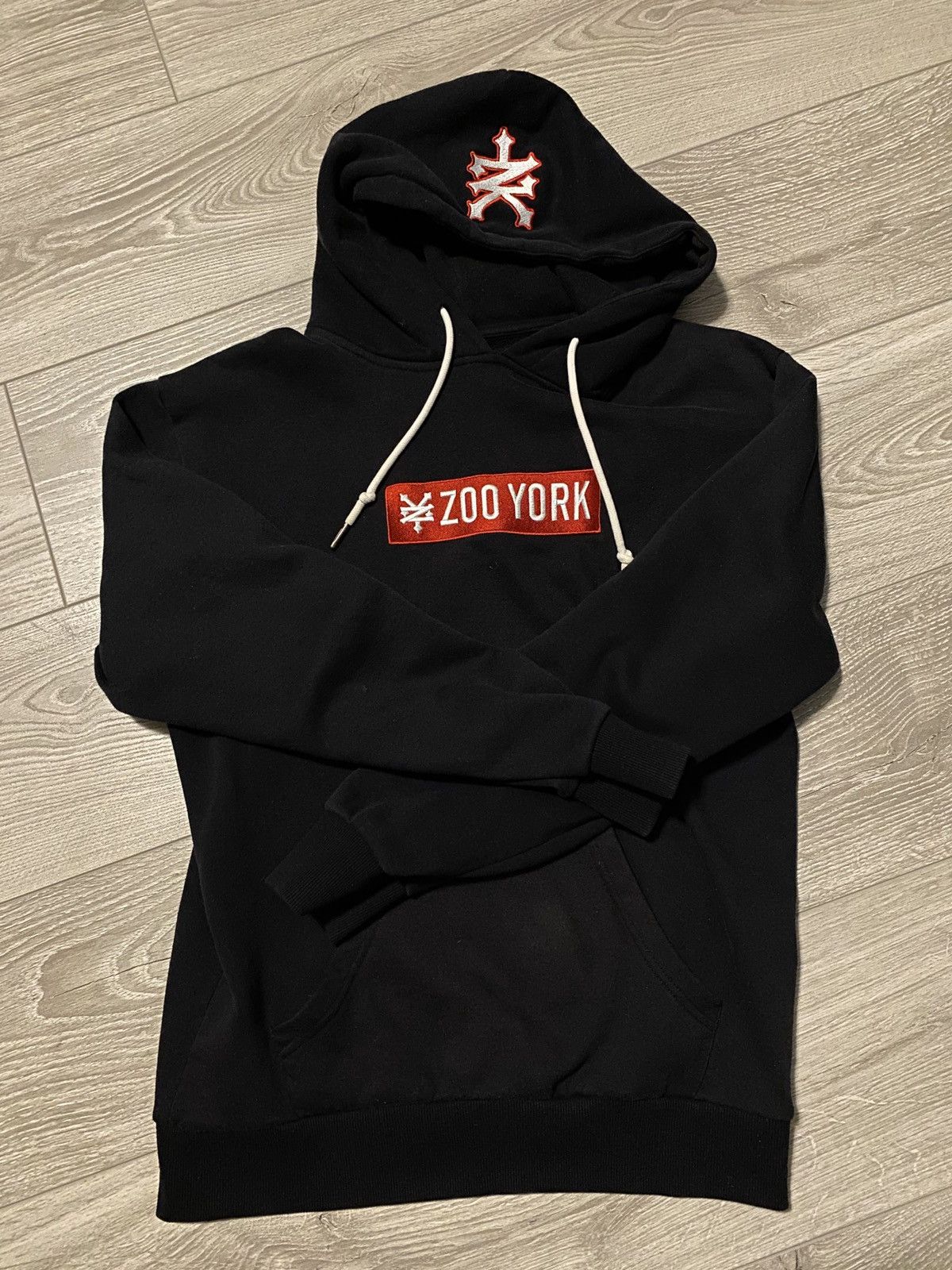 Vintage Zoo York Box Logo Spell Out Zoopreme Pullover Sweater | Grailed