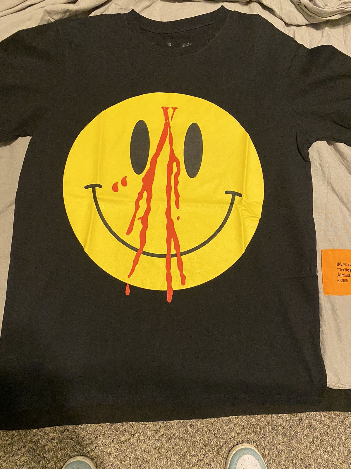 Vlone Vlone Smiley Face Tee | Grailed