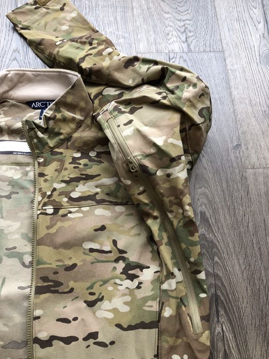 Arc'Teryx Arc’teryx LEAF Combat Jacket Multicam | Grailed