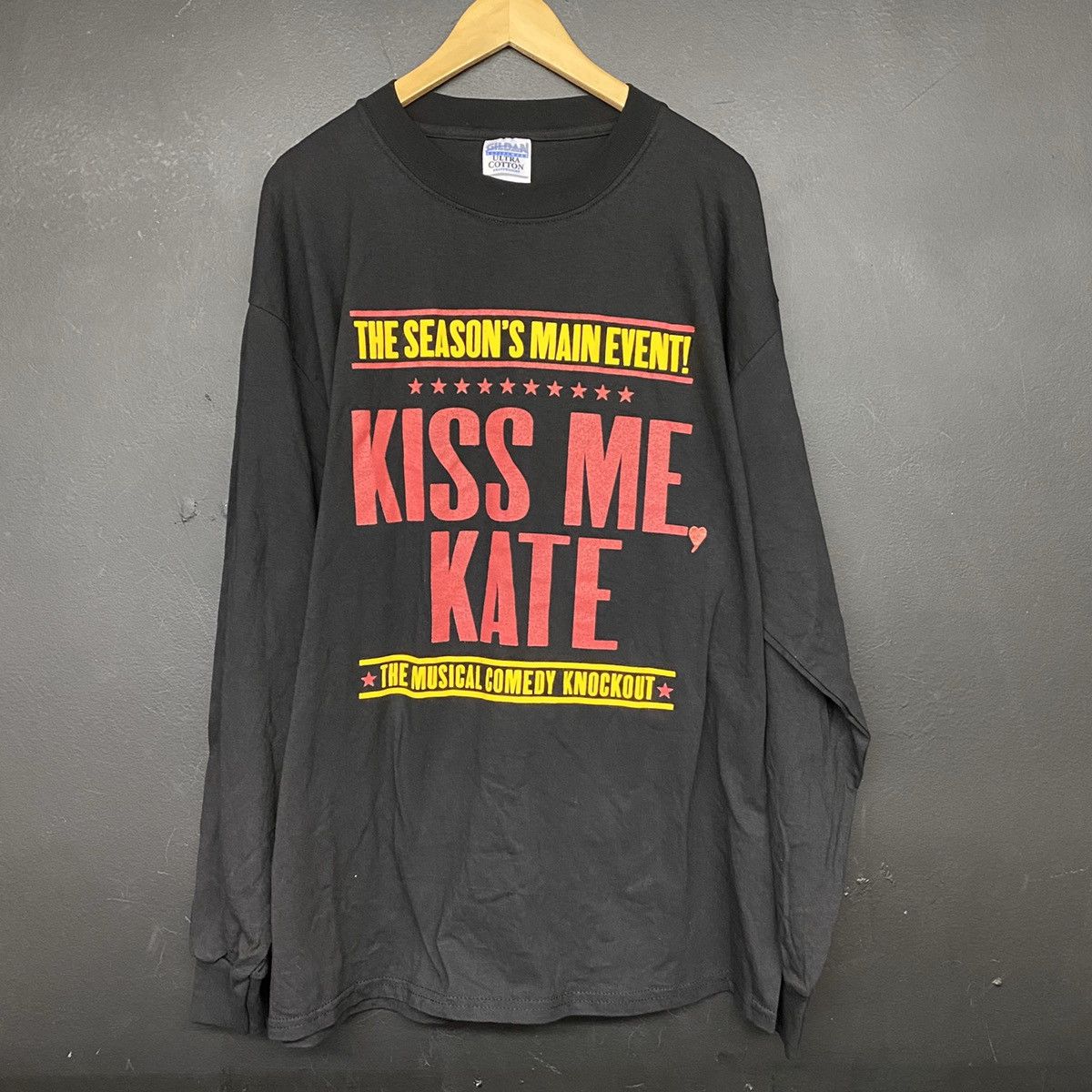 Vintage Kiss Me Kate musical tee | Grailed