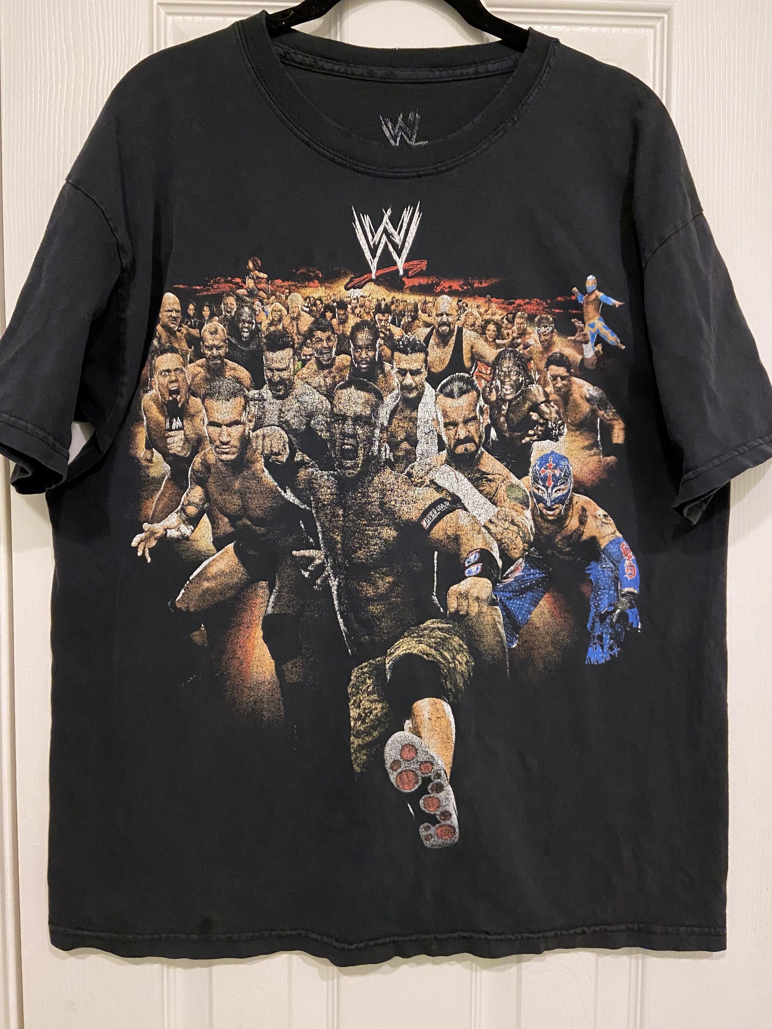 Vintage Vintage WWE Triple H T-Shirt Wrestling Men’s Size L | Grailed