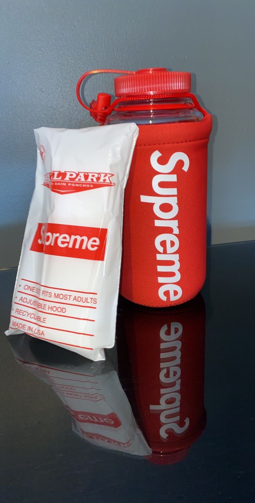 Supreme Supreme water bottle from week one drop 2020 | Grailed